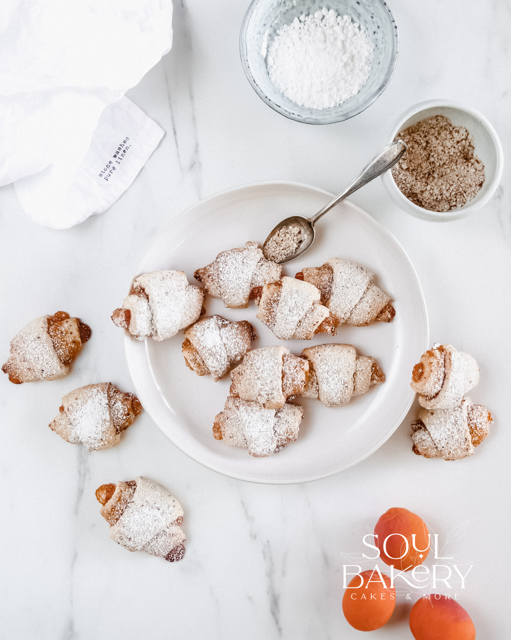 süße Aprikosen Mandel Mini Hörnchen - Soul Bakery