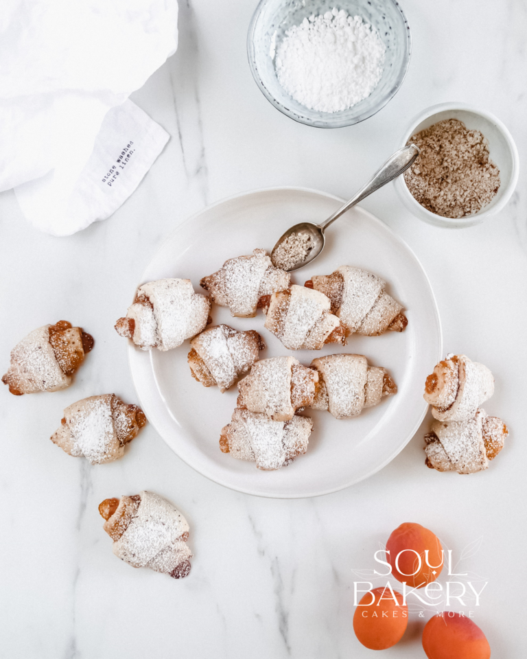 süße Aprikosen Mandel Mini Hörnchen - Soul Bakery